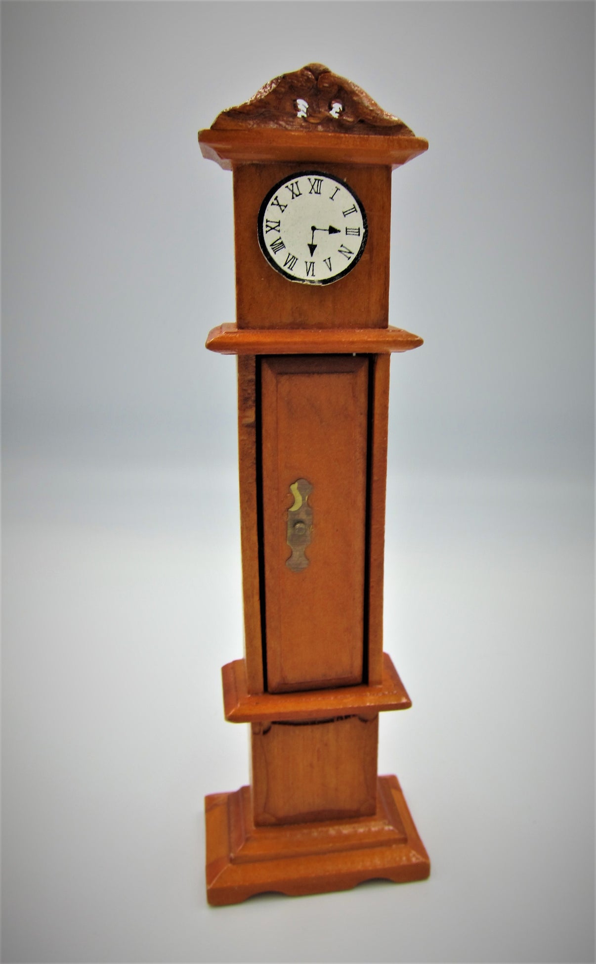 Grandfather Clock PAT896 – The Miniature House